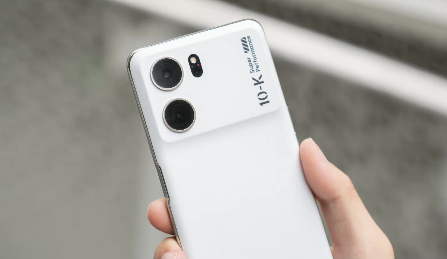 Domestic mobile phones are ushering in a price cut boom. These four ...