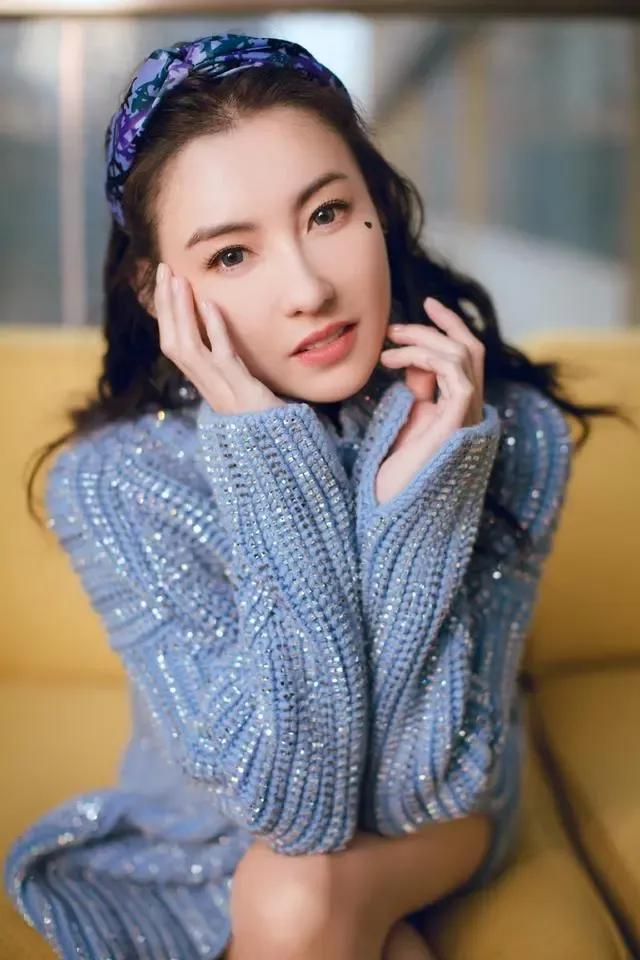 Cecilia Cheung, outstanding in appearance, bright and moving - iNEWS