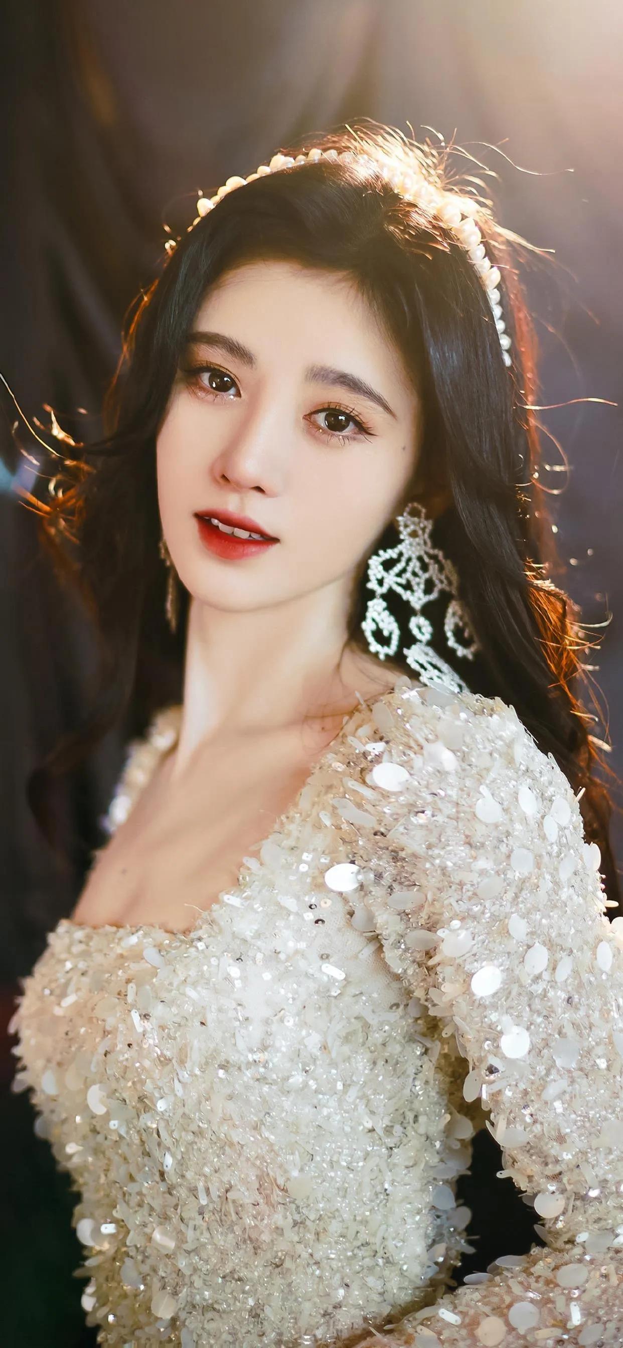 Ju Jingyi - iMedia