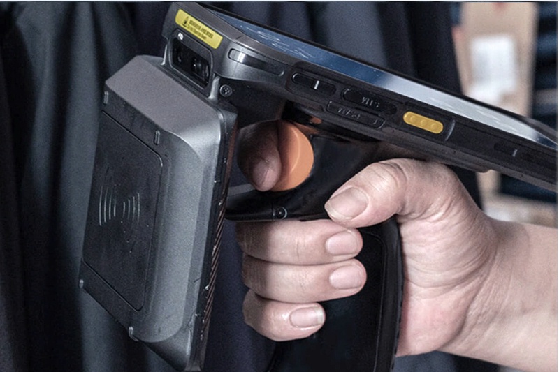 IData T2 UHF RFID Handheld Reader——Suzhou Zhiguan Essence - iNEWS