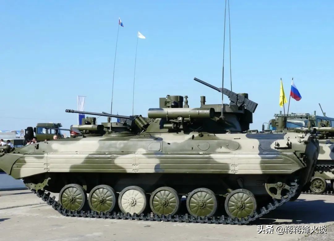 Algeria's modified T-62 participated in the military parade, and the ...