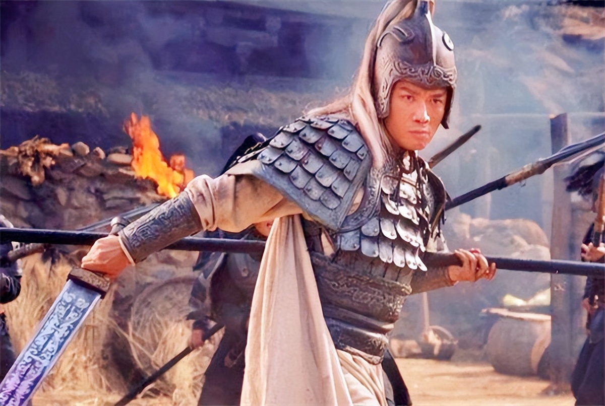 Before he died, Liu Bei did not forget to warn Kong Ming: Zilong cannot ...