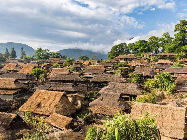 The last primitive tribe in China, Wengding Village, was unfortunately ...