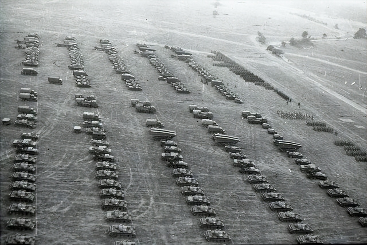 How strong was the Soviet Union at its peak? Why did a country born for ...