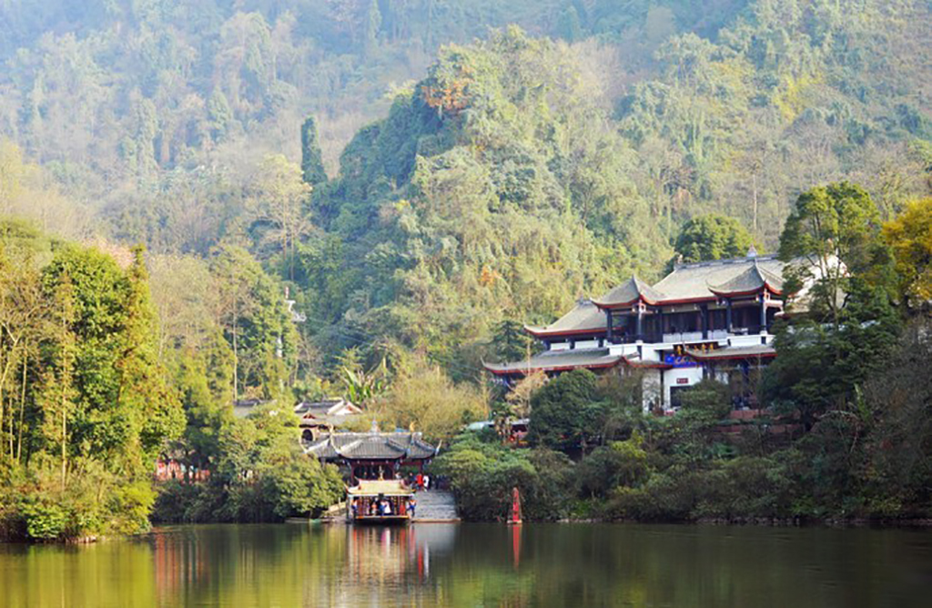 Ask Qingcheng Mountain - iNEWS