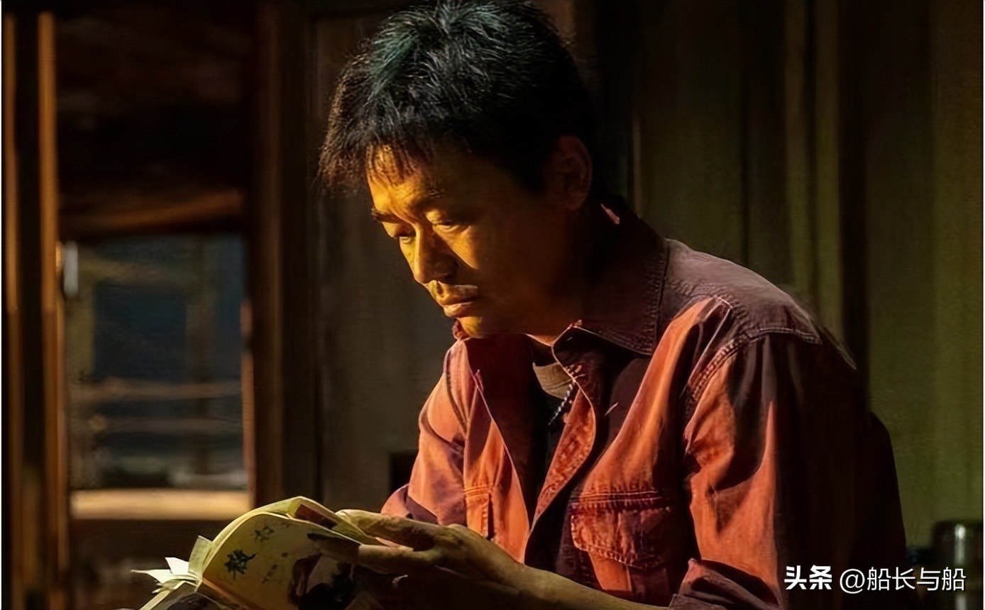 Why can Xiang Tenghui in "In the Octagonal Cage" resist lifting the ...