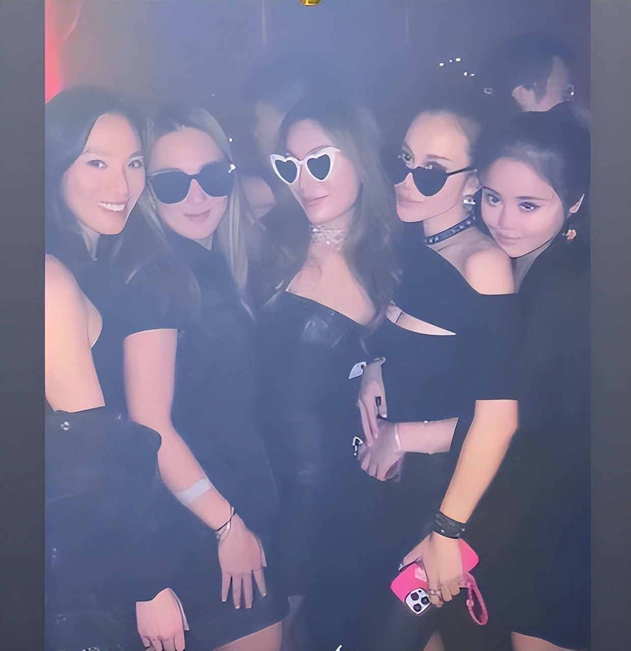 Xi Mengyao, He Youjun, He Strontium Heng celebrated her birthday, and ...