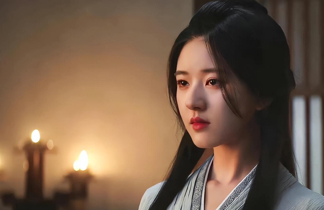 Xiaohua born in 1995, who is the next Yang Mi and Zhao Liying?Guan Xiaotong or Zhao Lusi? - iMedia