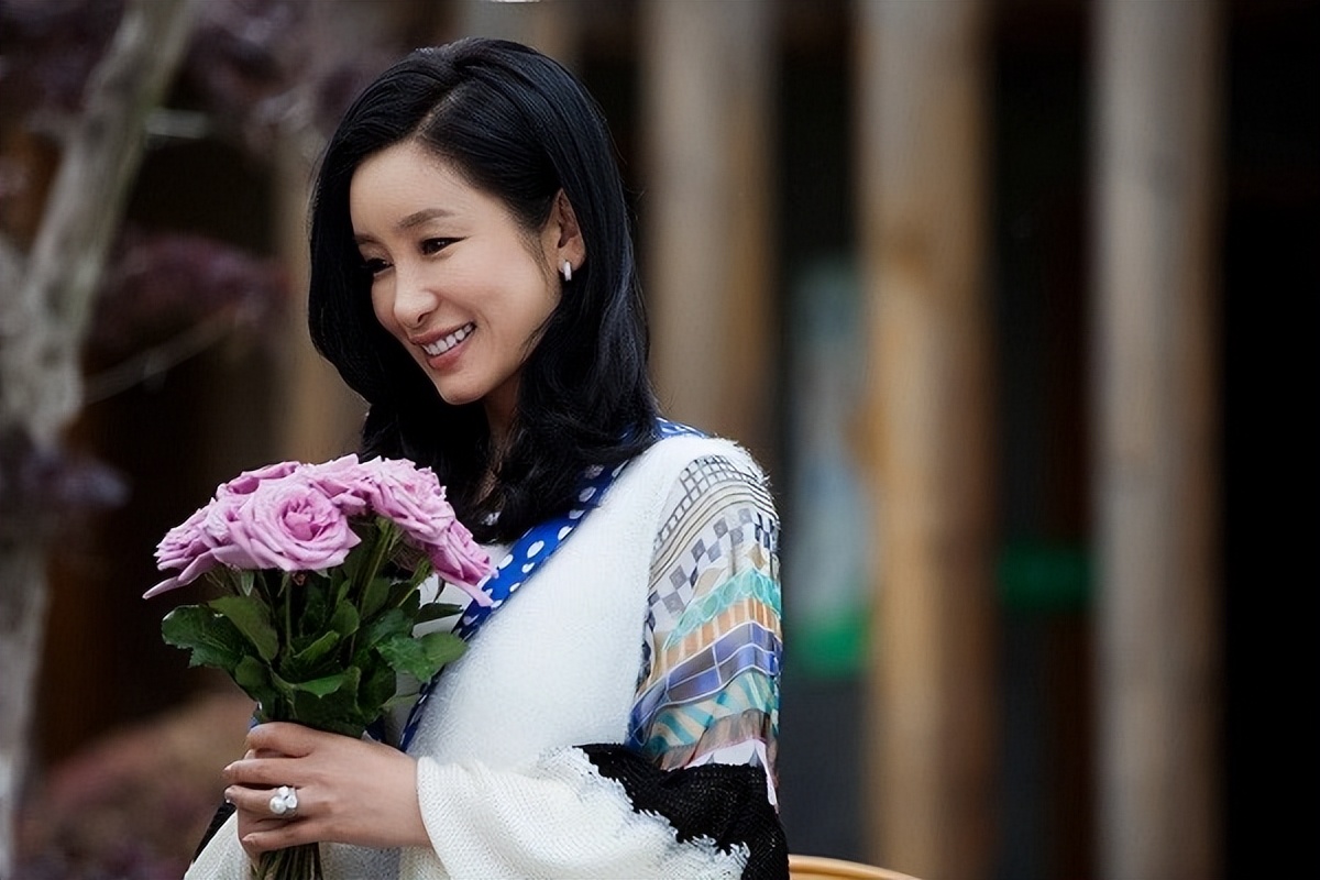Qin Hailu's new drama plays a young girl, Reyizha Zhu Yuchen has ...