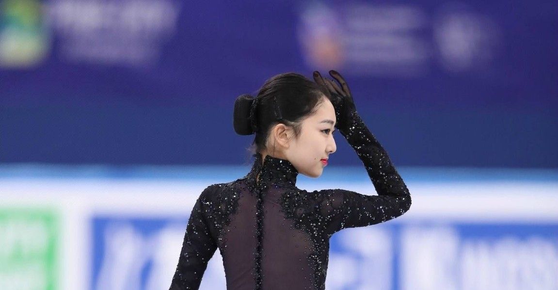 Known as "the most beautiful figure skating goddess", she retired ...