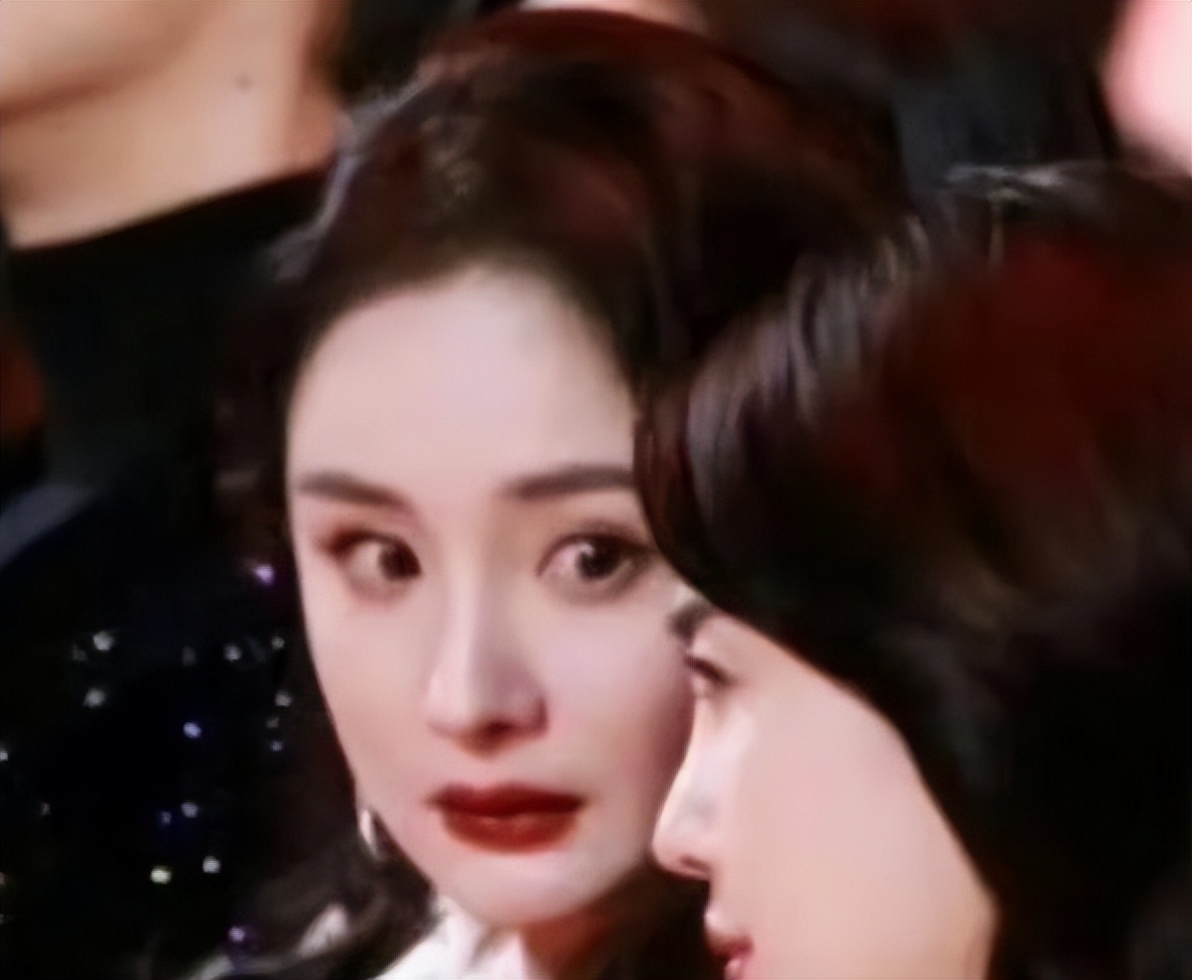 Famous scene of Weibo Night: Huang Xiaoming appeared on the stage and Yang Ying applauded, Gao ...