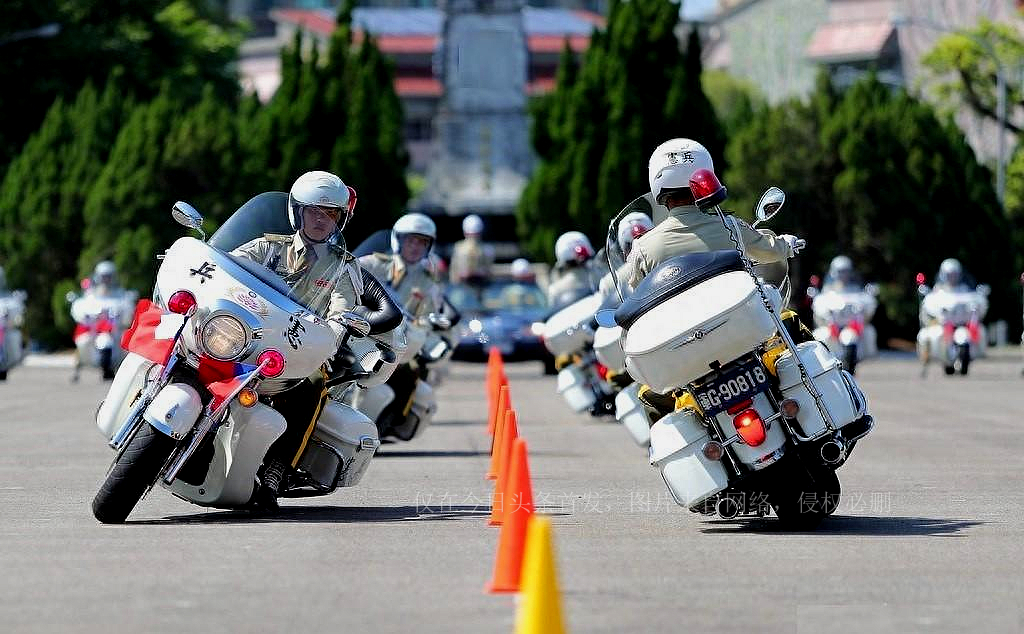 In order to prevent the People's Liberation Army from "beheading ...