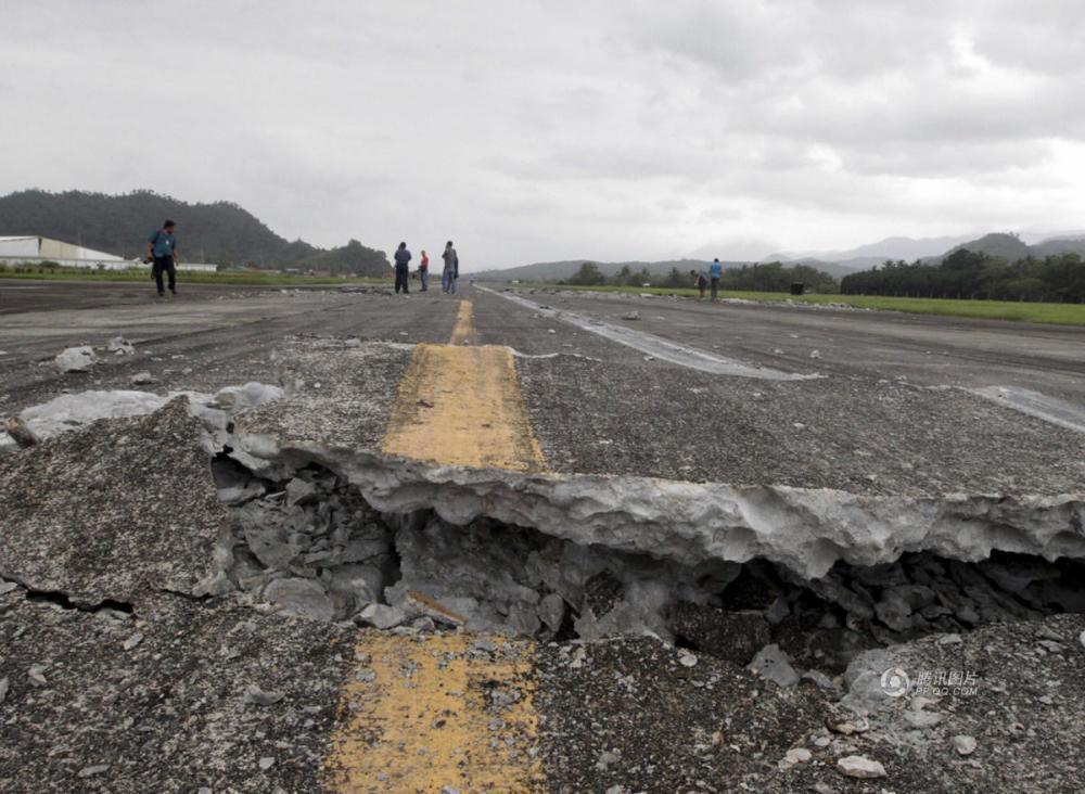 Separation of Seismic Diffraction Waves in Complicated Fault Blocks and ...