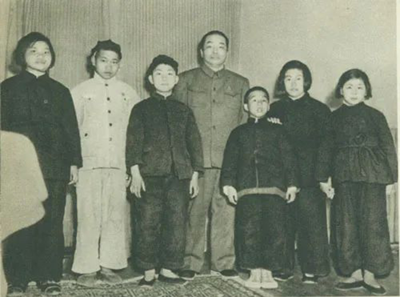 Peng Dehuai wrote a letter to his niece before his death, and when he ...