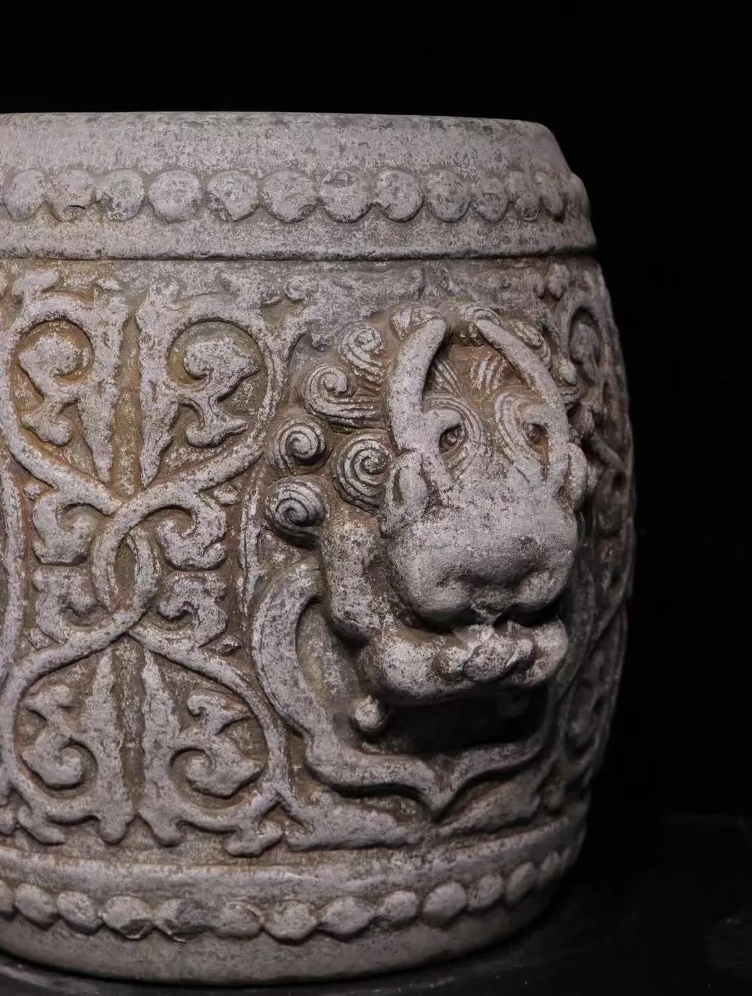 Bluestone embroidered pier… Height 45mm diameter 45mm… - iNEWS