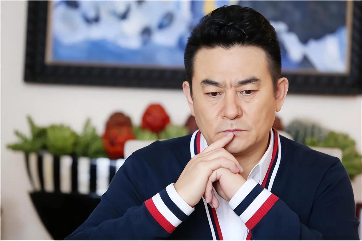 Actor Li Hongtao: Marries the teacher's daughter, has a son after ...
