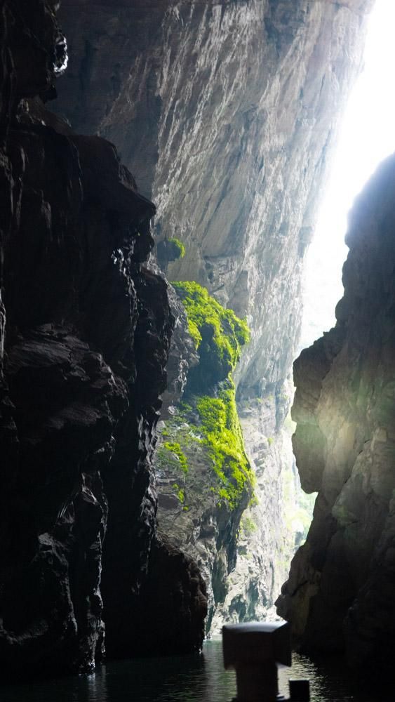 A trip to the Qianjiang Caves in Chongqing - iNEWS