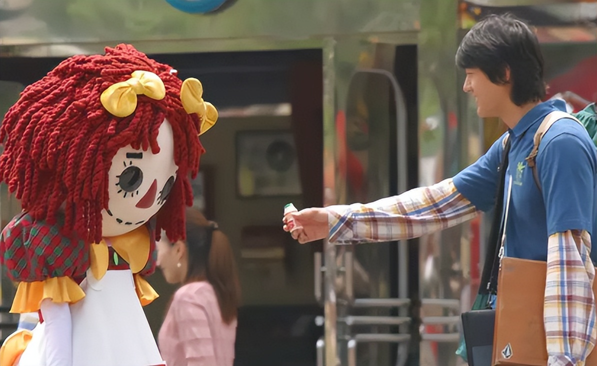 A study of emotional expression and audience emotional resonance, "Sad ...