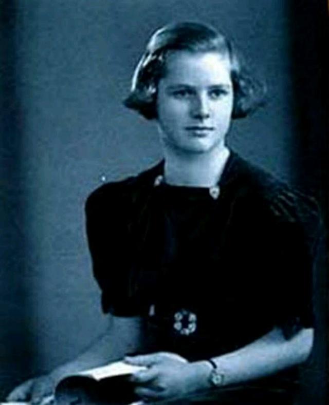 Britain's "Iron Lady" Thatcher: The glory of the first female Prime ...