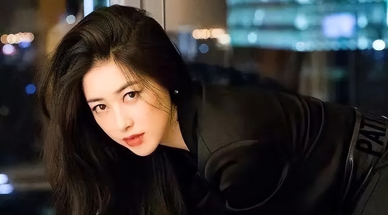 Zhu Zhu: The number one sexiest living person in domestic entertainment ...