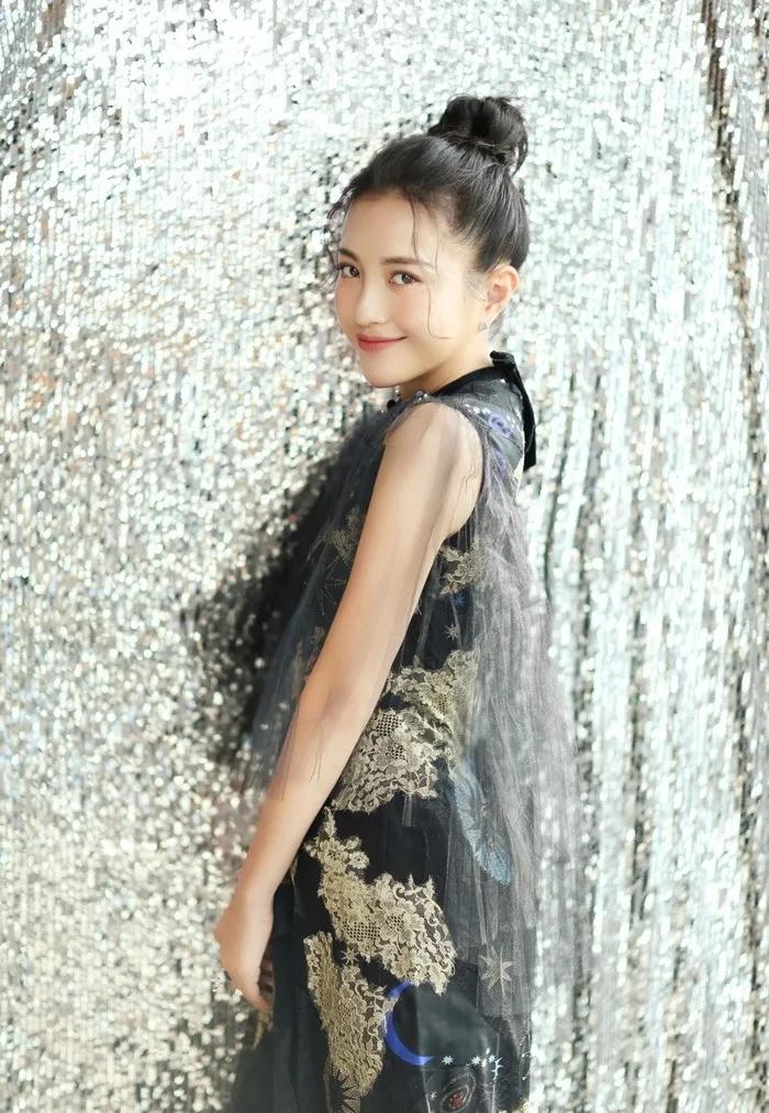 Bao Wenjing is so beautiful - iNEWS