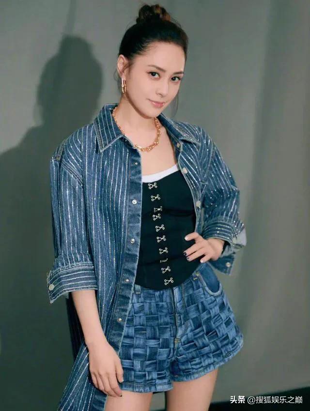 A Jiao is getting more and more beautiful - iNEWS