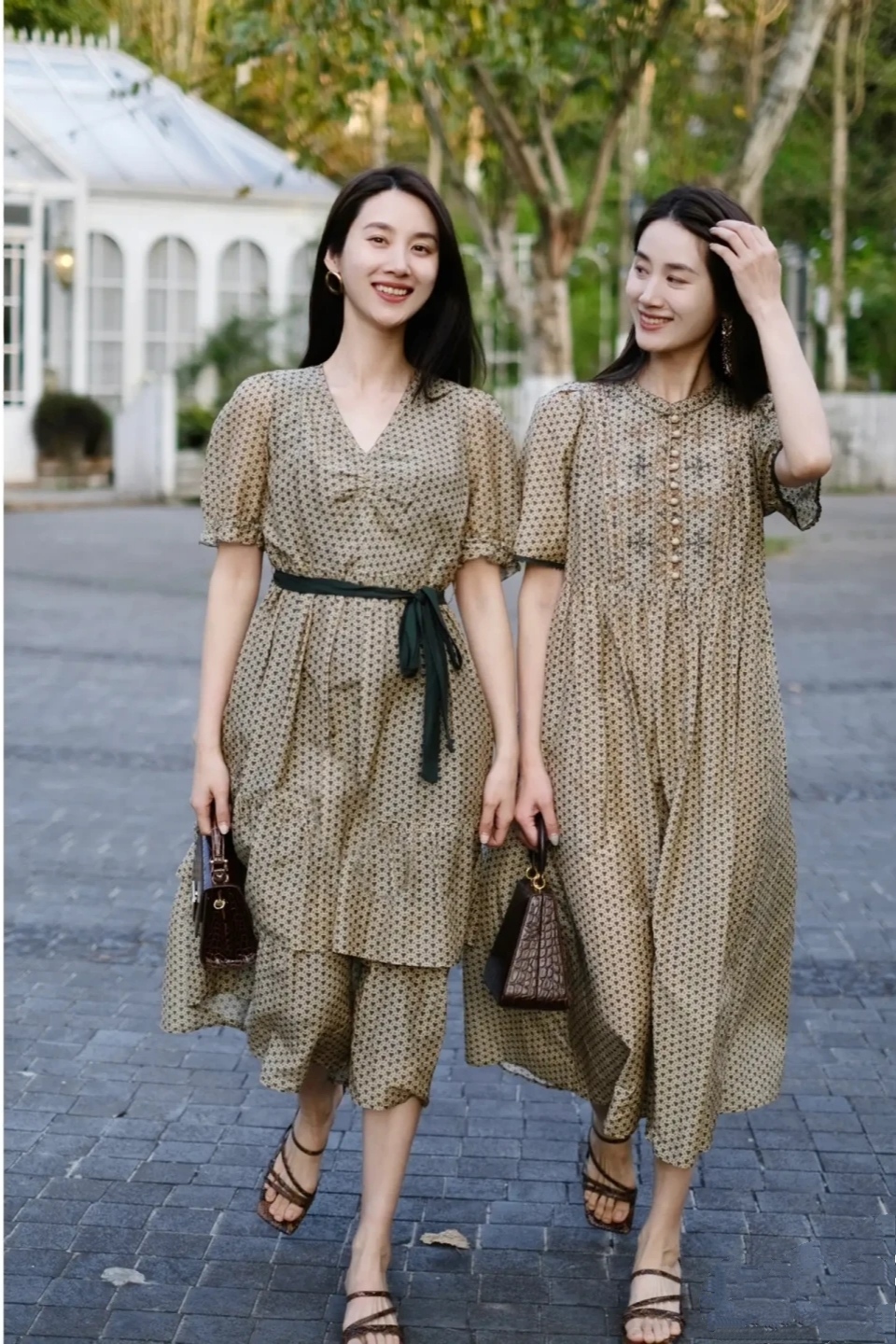 How to wear it when going out in midsummer? Elegant women remember ...