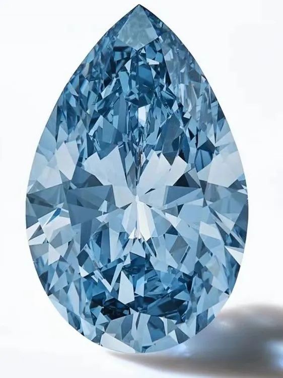 Estimated at over 100 million! What is the charm of Laguna Blu blue ...