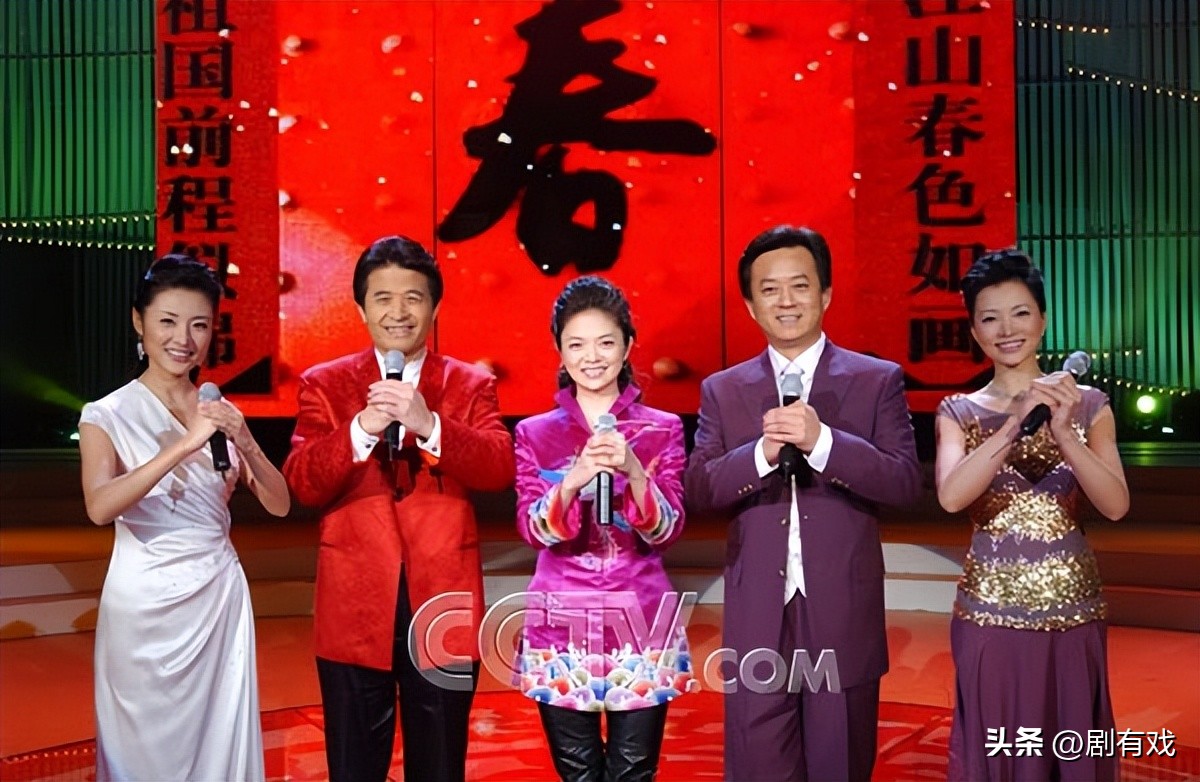 The hostess who gave up the Spring Festival Gala: Wenqing is not as ...