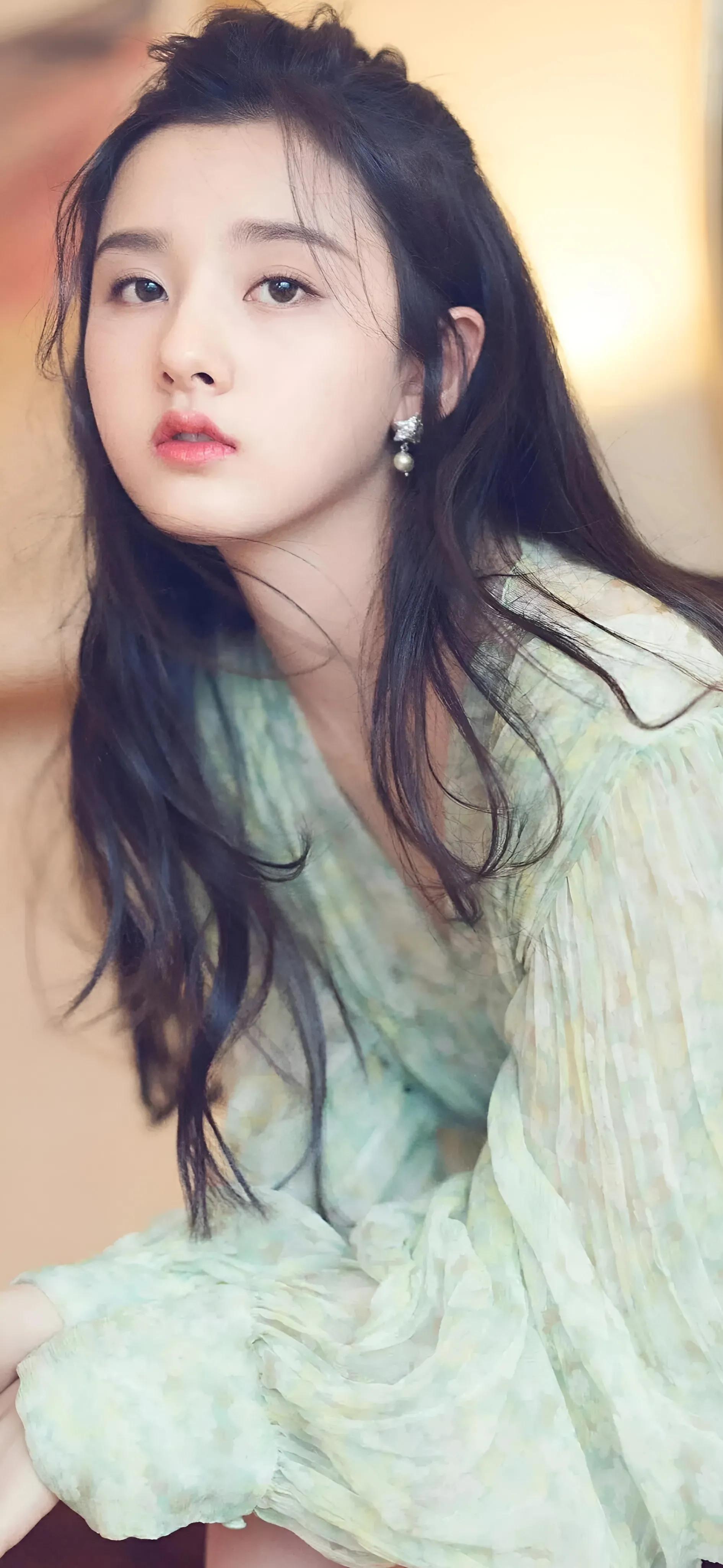 Song Zuer's beautiful wallpaper - iNEWS