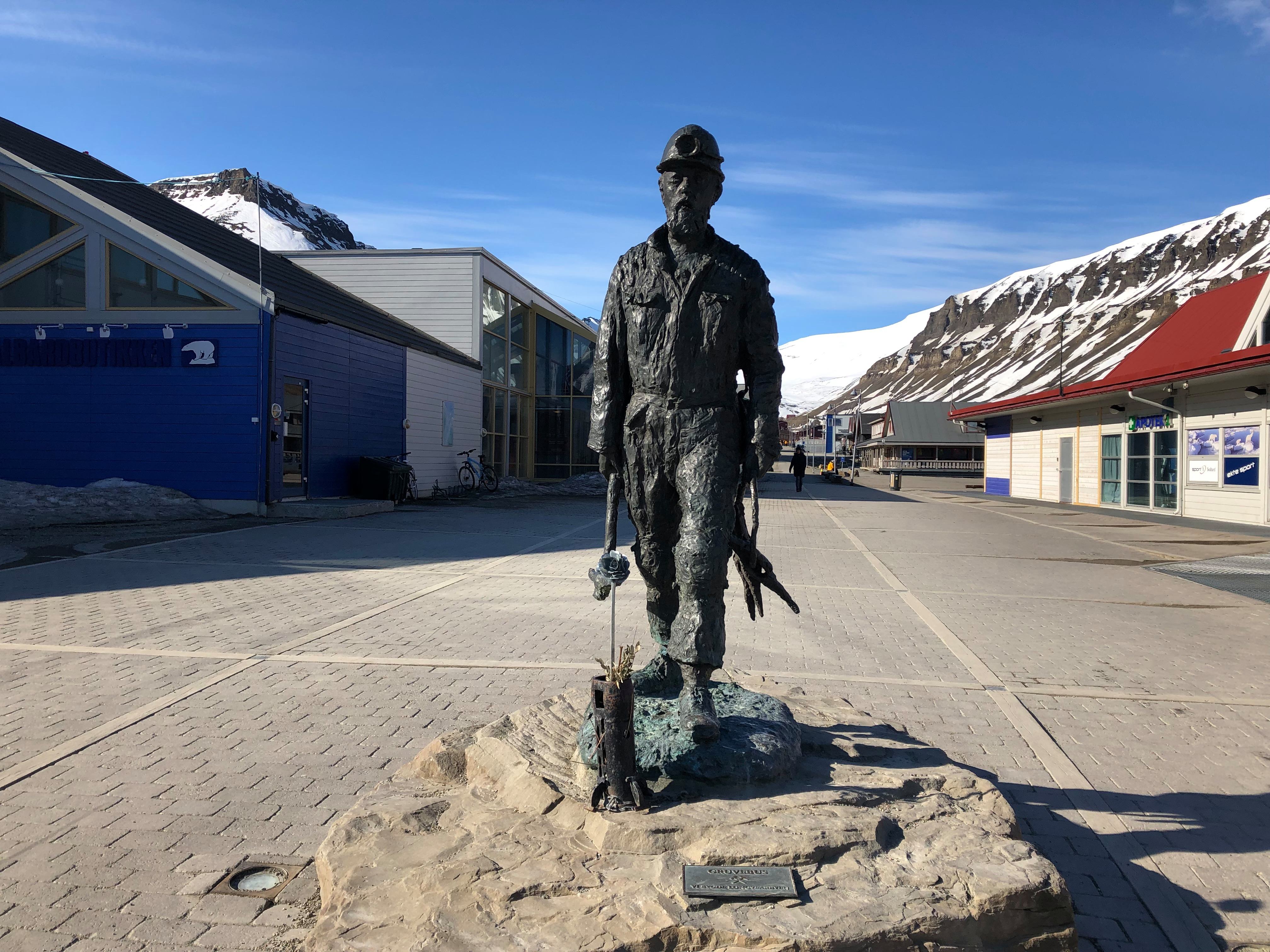 The northernmost city on earth: Longyearbyen - iNEWS