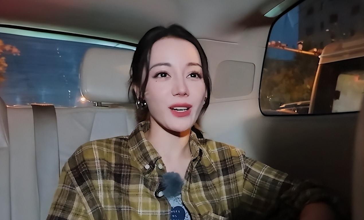 Reba's hilarious dance slaps you in the face! 31-year-old "aging ...