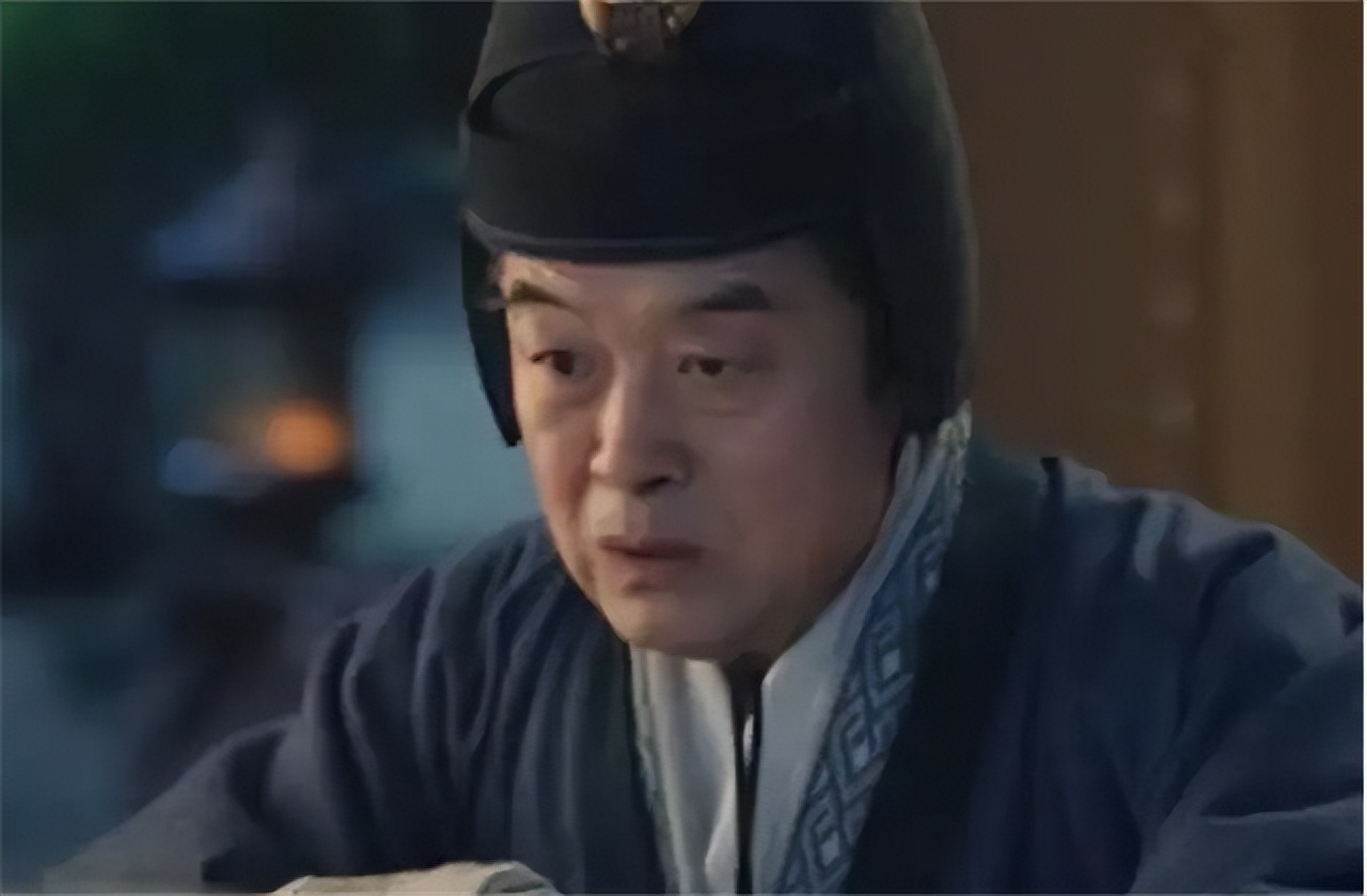 Kuang Heng, who cut the wall and stole the light, grew up and became ...