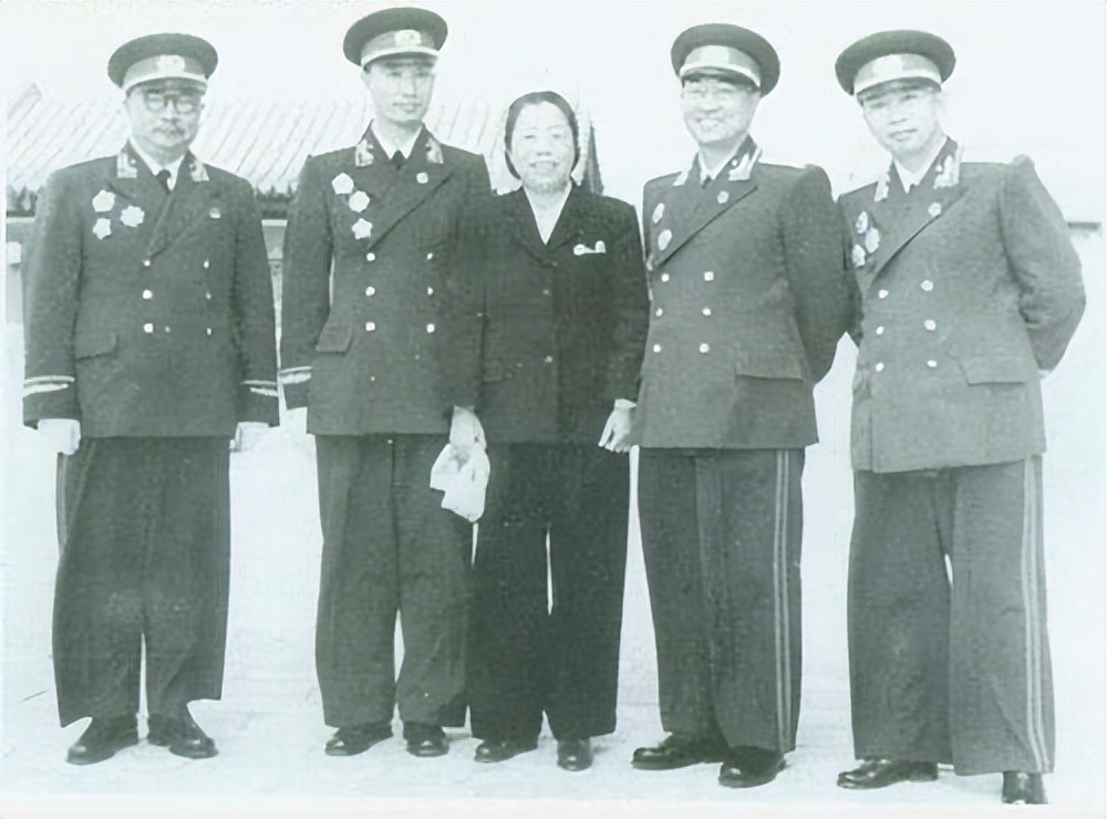 Lin Biao asked Peng Dehuai for a brigade, and Chen Geng said to Zhang Aiping: Afraid that ...