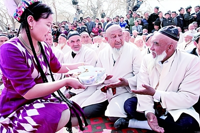 Main traditional festivals of Xinjiang Uyghur - iNEWS