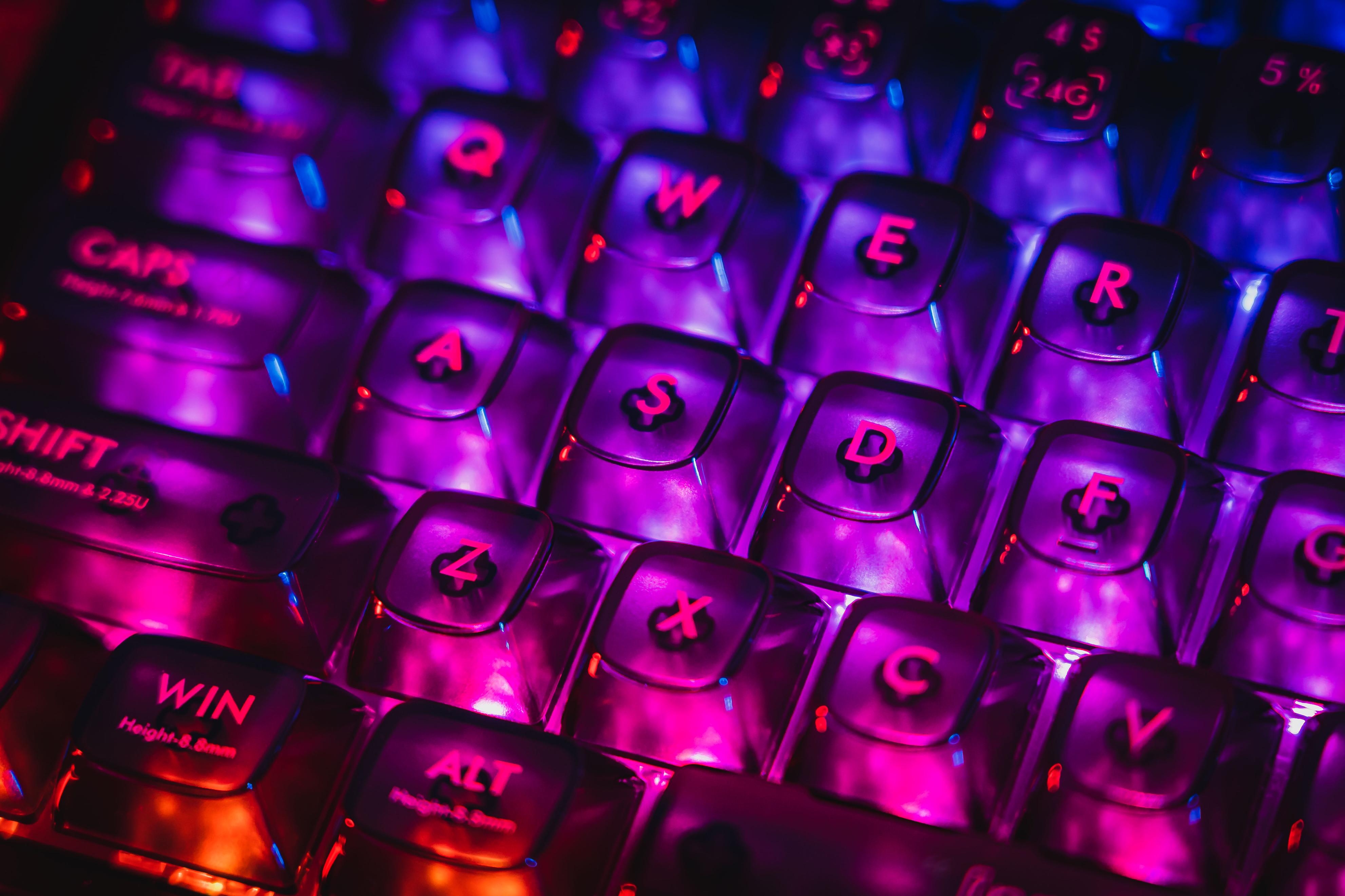 From black and white to colorful, what surprises can a customized ...