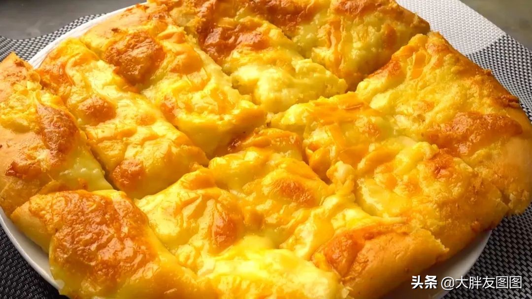 If you don't try it, you will regret the garlic bread. The brushed ...