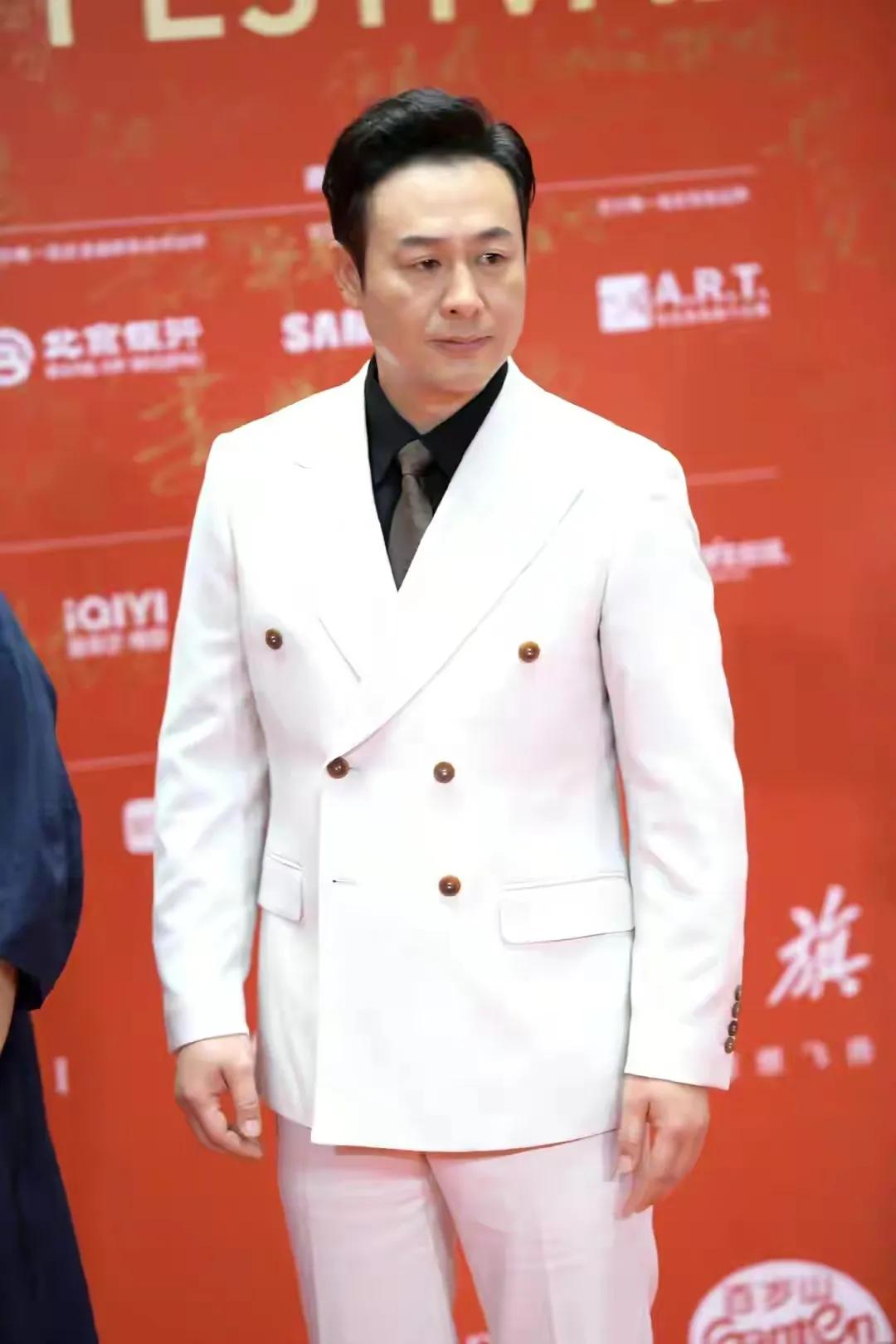 Zhang Songwen missed the Magnolia Award! Zhang Yi is nominated again ...