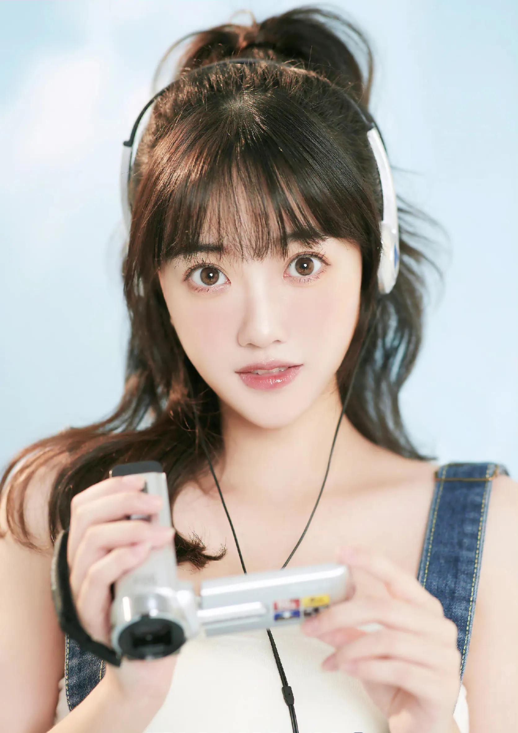 Actor Bai Xinyi - iMedia