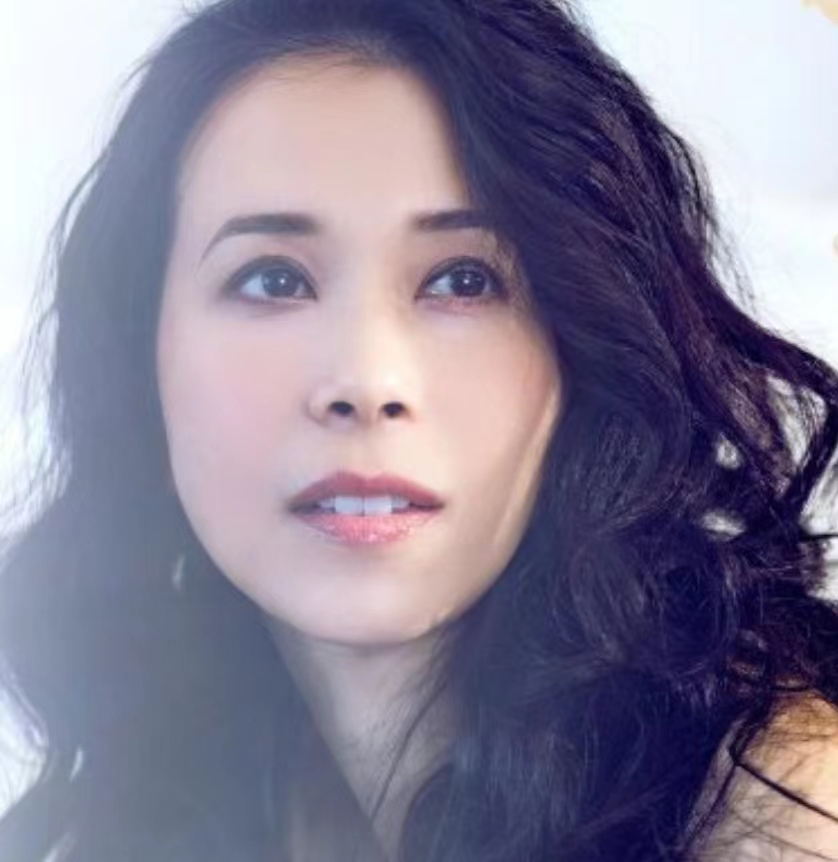 Who are the ten Chinese singers on the international stage besides Sa ...