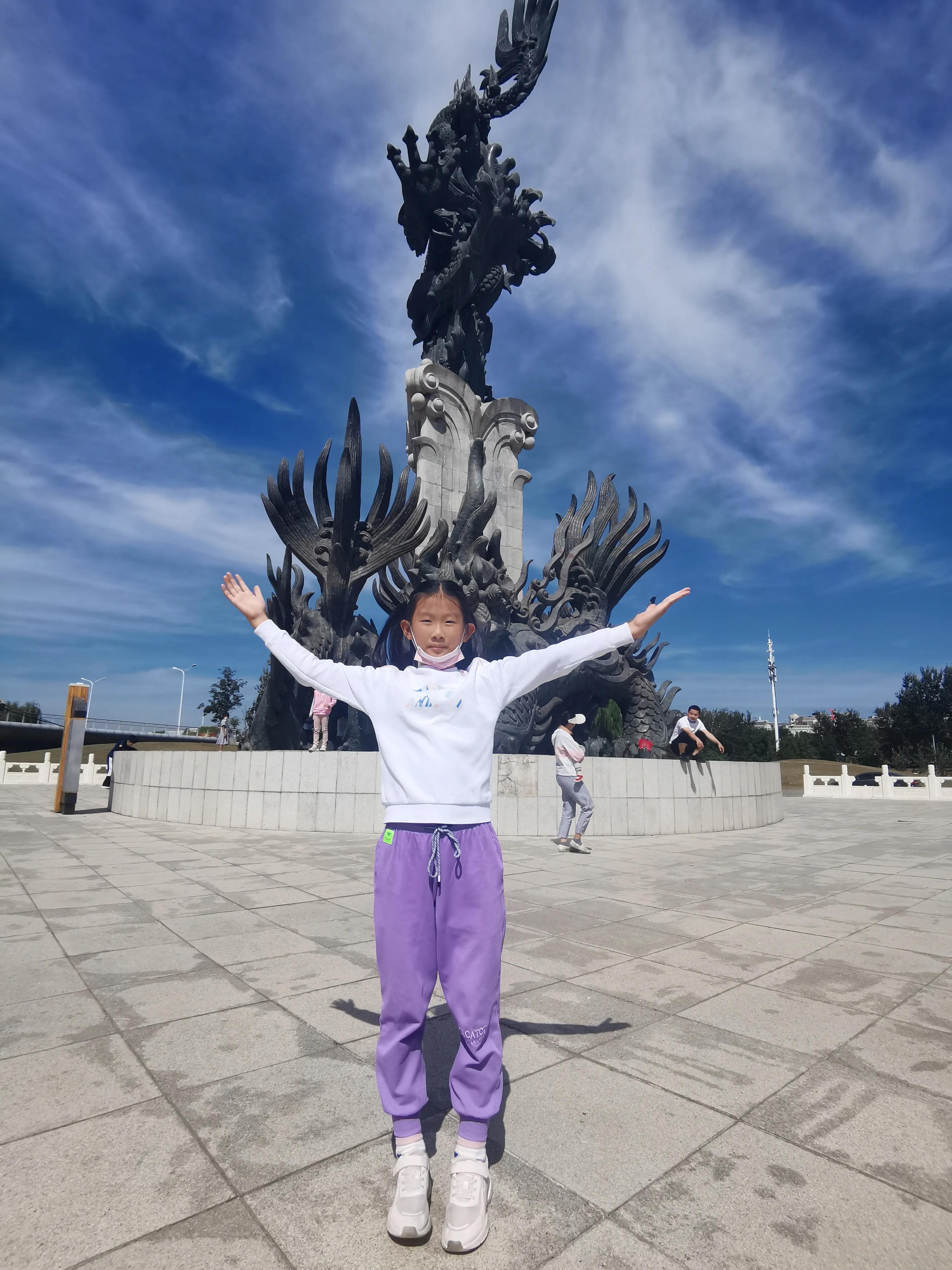 little girl with height 148 - iNEWS