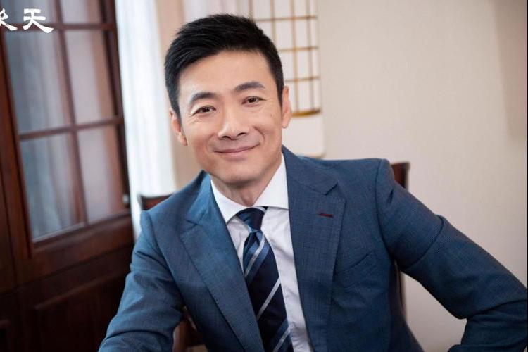 Gold medal actor Zu Feng: 3 exams for Beijing Film Academy, 25 years as ...