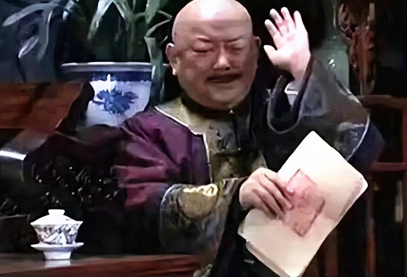 He Shen holds dozens of important positions. What is his statutory ...