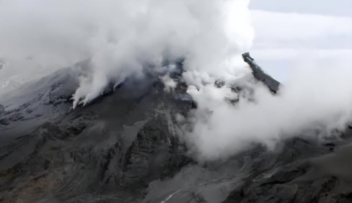 October 18, today in history - Pan Deming, the first person in the ...