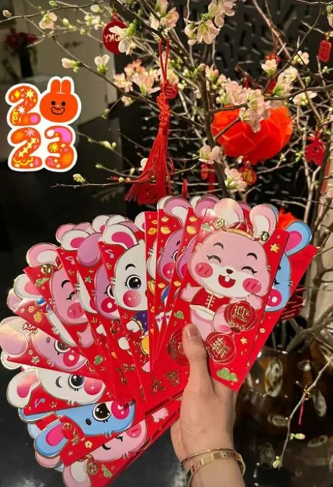 Wei Wei popularized the Chinese New Year to Americans: hang red ...