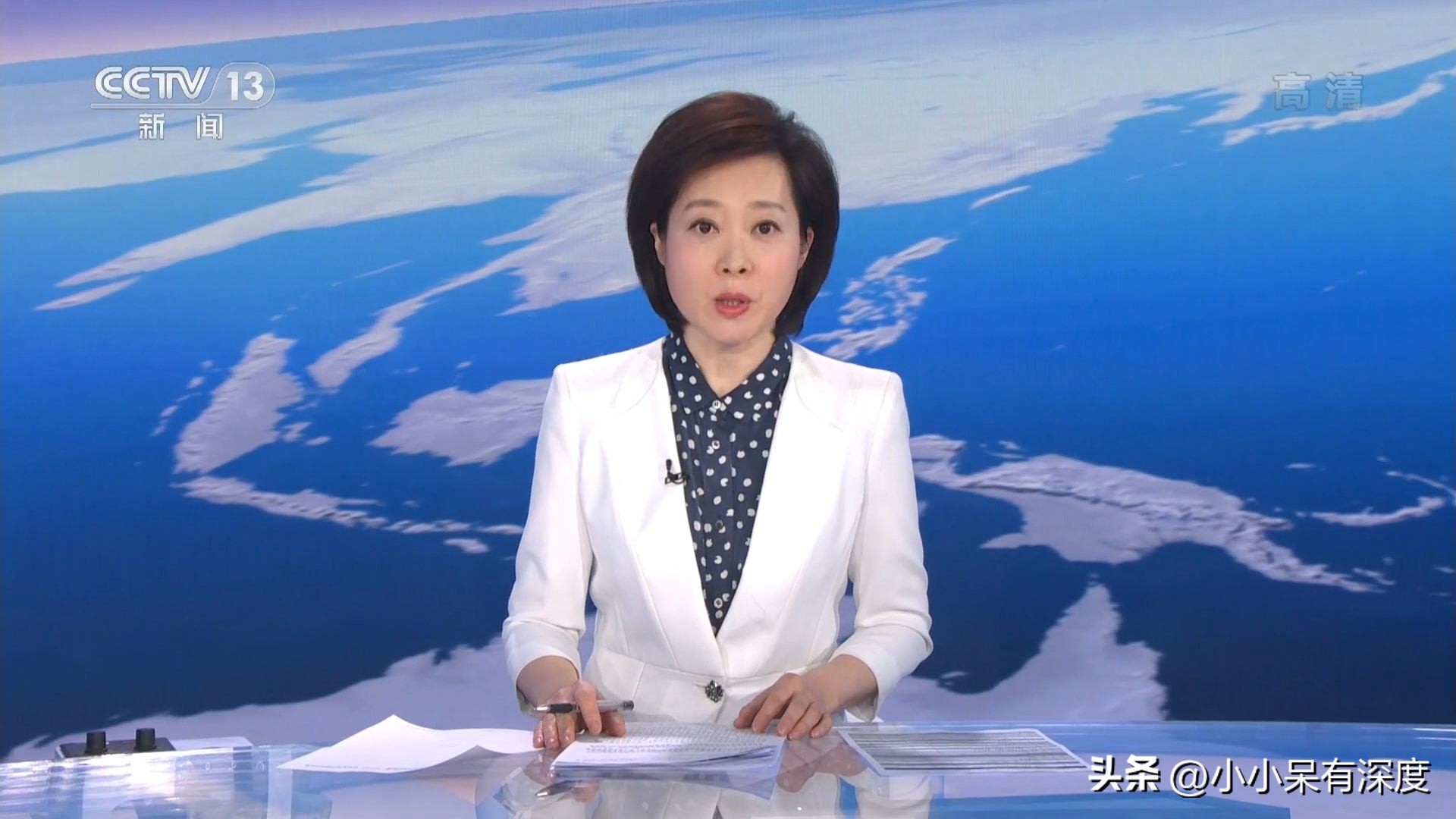 A recent photo of CCTV beauty anchor Zhang Lu, Zhang Lu in life is far ...