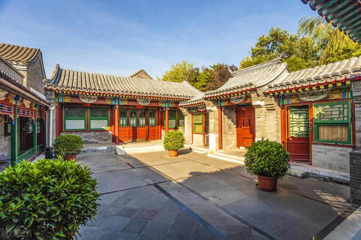 Recommended book "The Biography of Zhang Youyi": leave the scumbag and ...