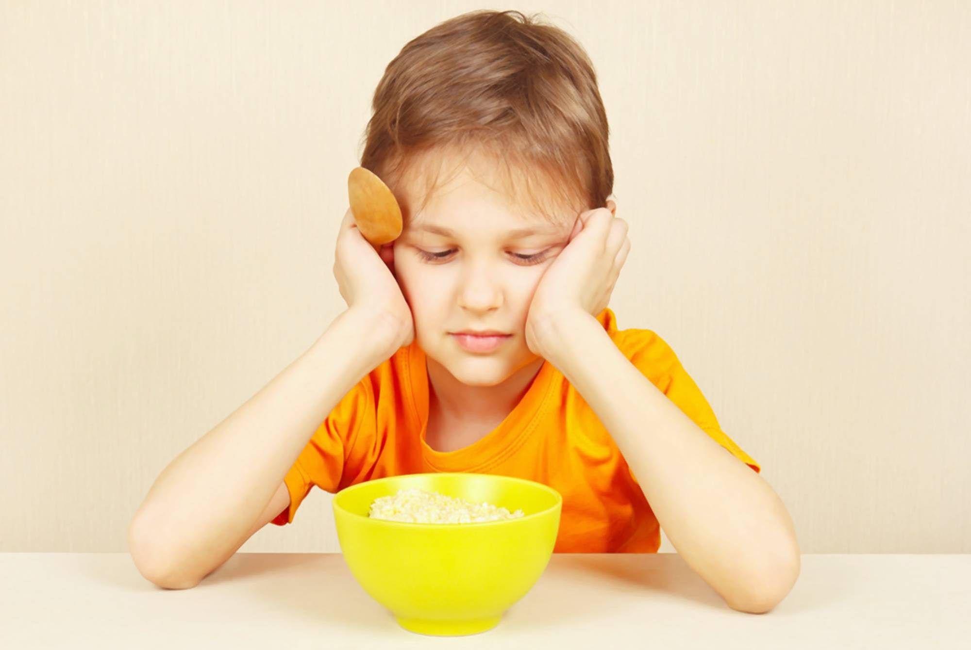 What should I do if the child eats slowly and cannot concentrate? - iMedia