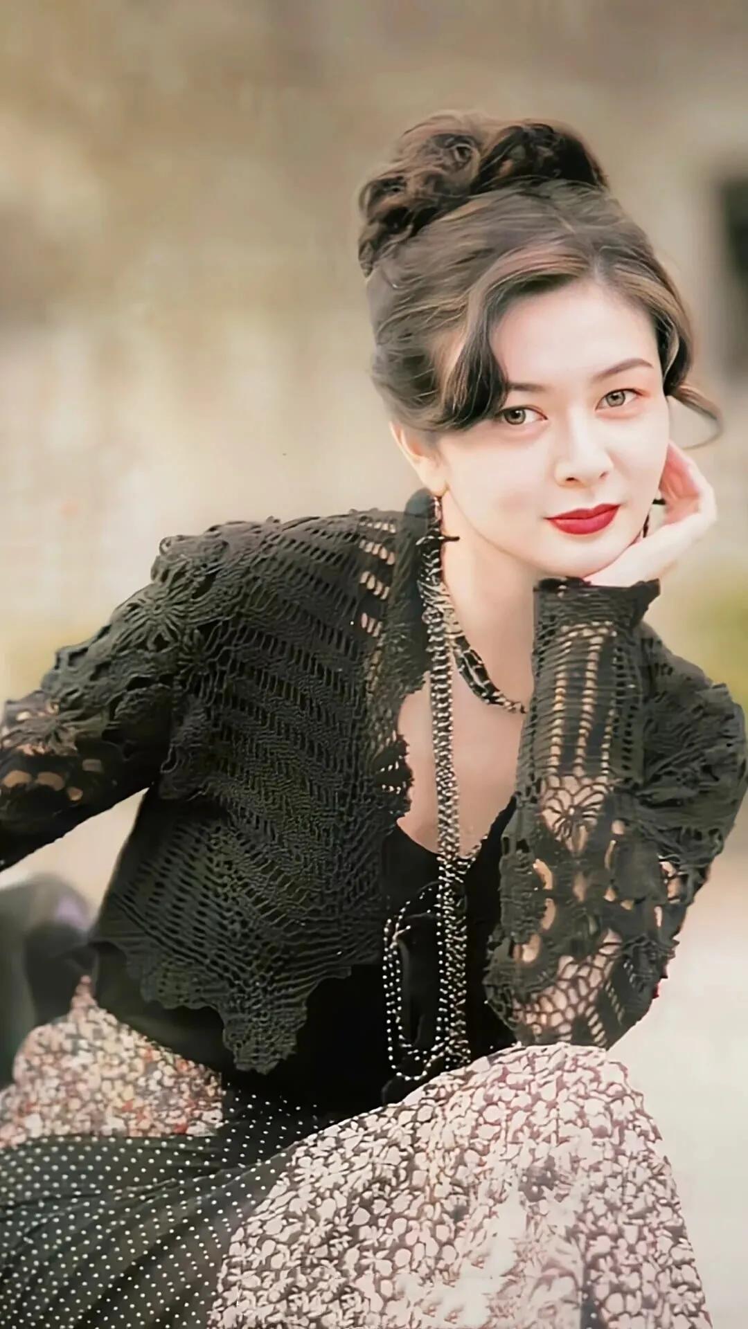 After the large-scale photos of Li Meng were exposed, she suffered from ...