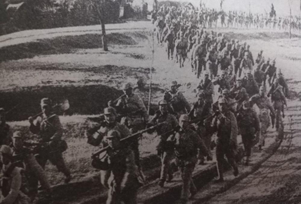 The famous generals of the Four Fields Army held very important ...